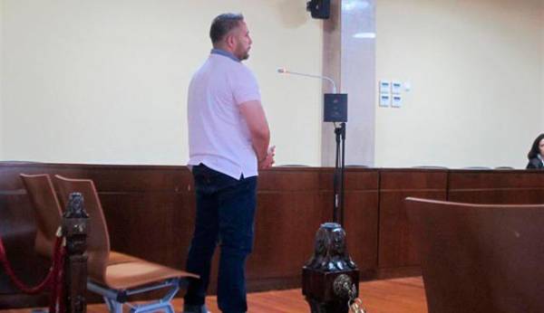 Condenado A Dos Años De Cárcel Por Abusar Sexualmente De Su Hija De