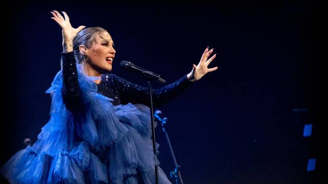 Nadia ali star i noticed her very soon as soon as she