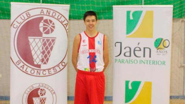Pedro Valenzuela sube a la primera plantilla del CB Andújar-Jaén Paraíso