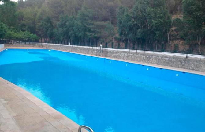 “Amurjo”, el gigante de las piscinas, abre ya en Orcera