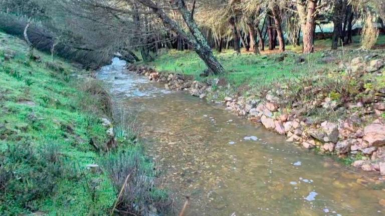 Ruta por Sierra Morena (1): El agua rezuma de la misma tierra en ...