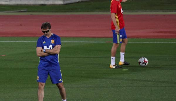 La selección española sale en defensa de Piqué