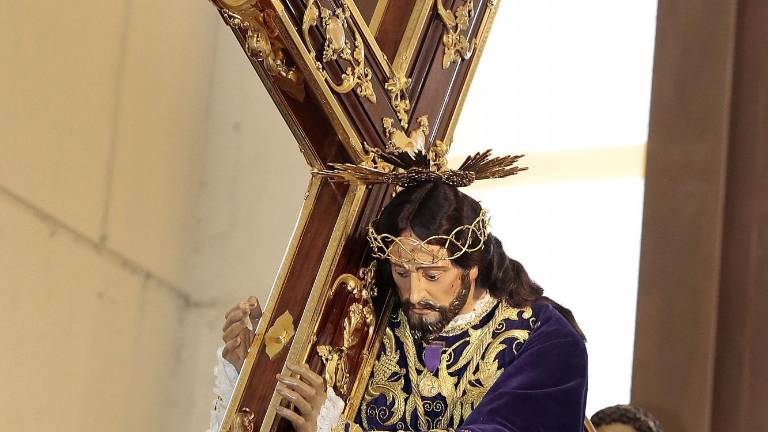 El Abuelo se somete a una nueva revisión y restauración El Abuelo se somete a una nueva revisión y restauración