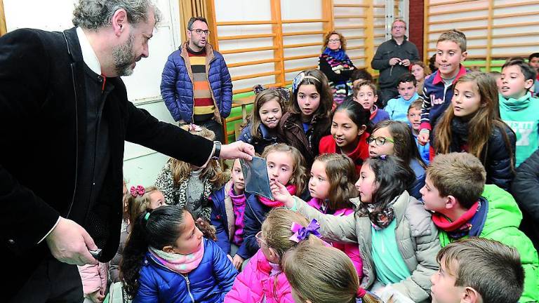 Pequeños reporteros con clase