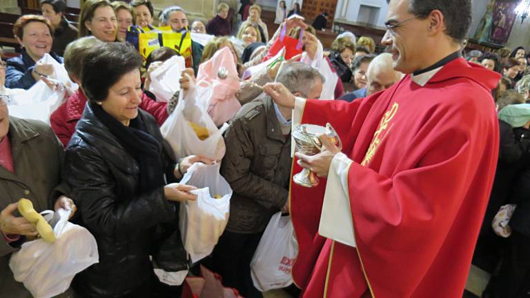 Bendición de las roscas de San Blas Bendición de las roscas de San Blas